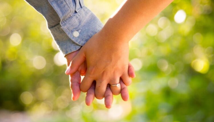 Physical Relation: संभोगाचा नवा अनुभव: 'या' 10 पोझिशन्स करा - Inside Marathi