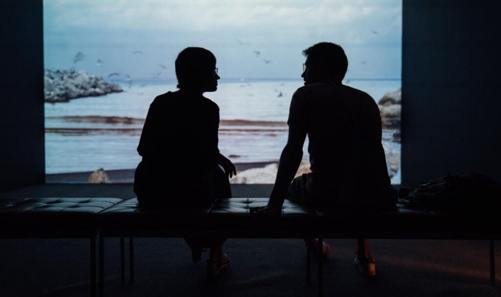 Physical Relation: लैंगिक जीवनात आनंद टिकवण्यासाठी आवश्यक उपाययोजना - Inside Marathi